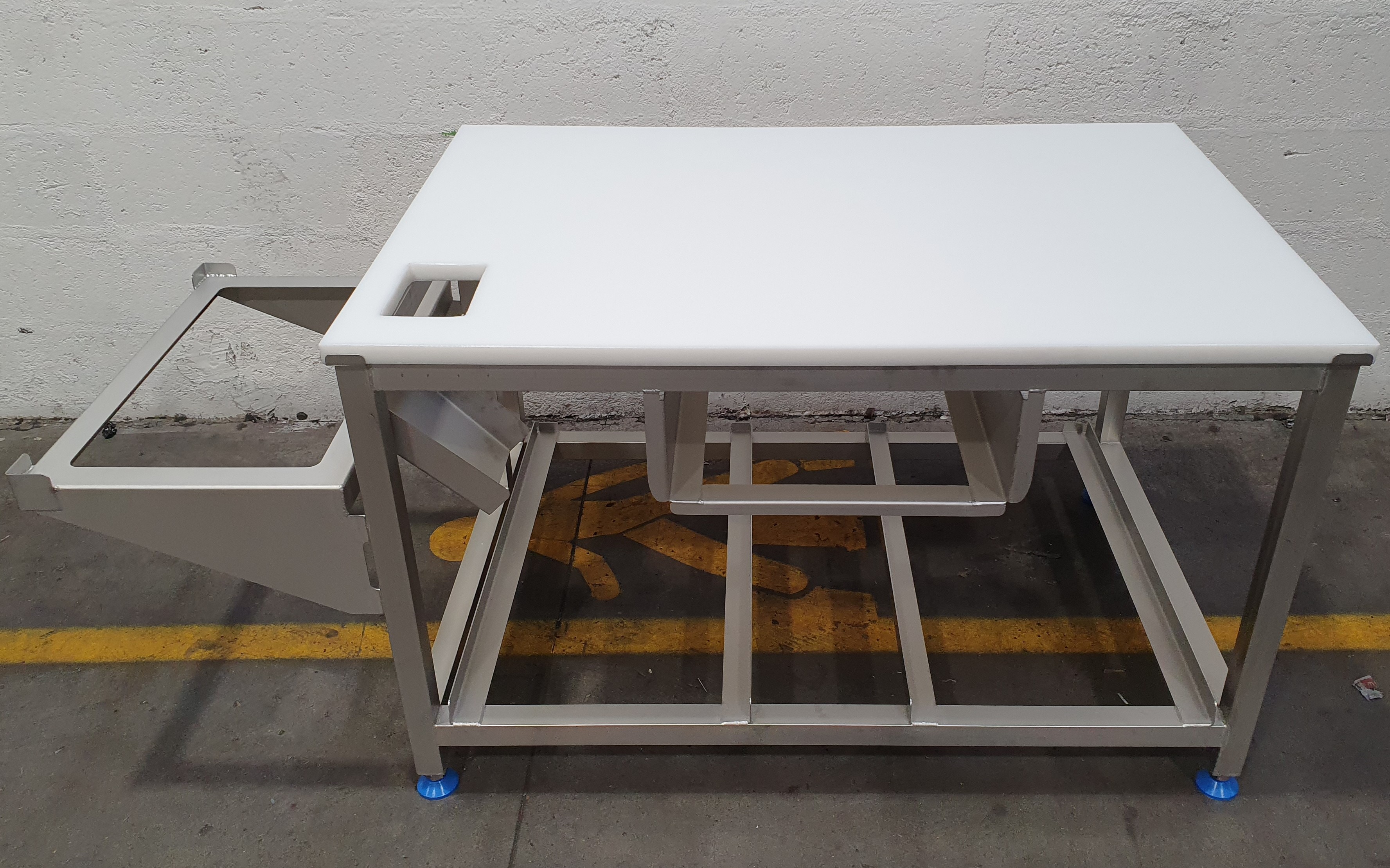 BOBET Matériel - Table à balance - Nous équipons les industriels…