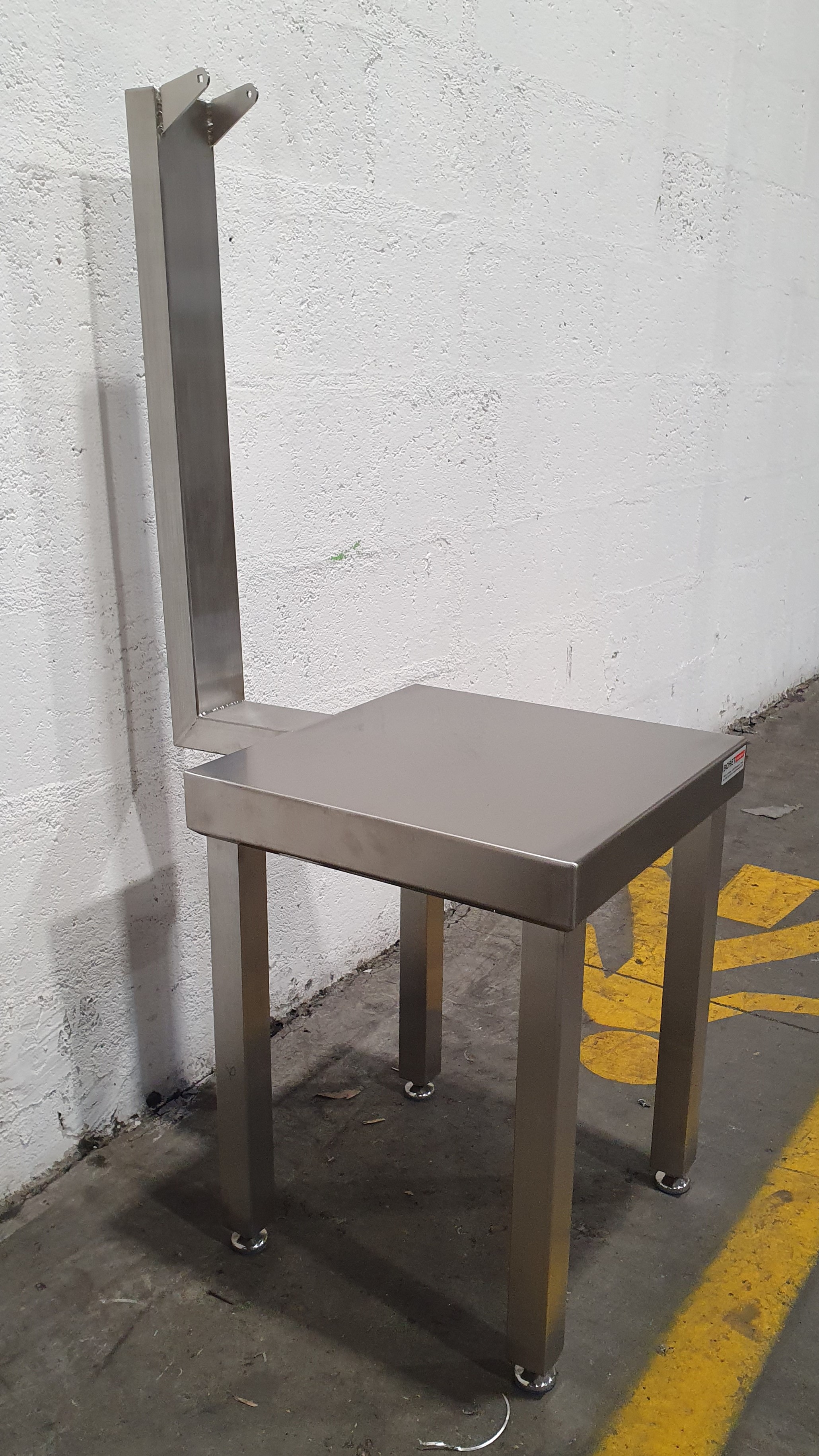 BOBET Matériel - Table inox à balance - Nous équipons les…