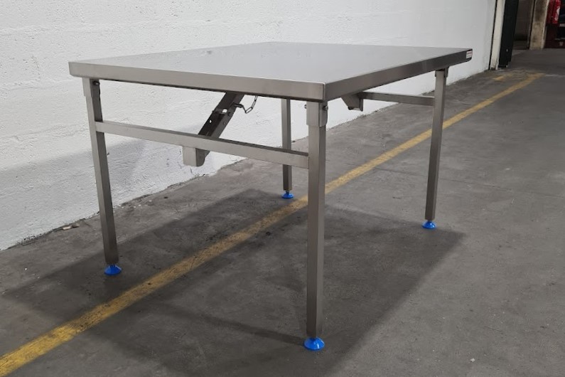 BOBET Matériel - Table inox pliable 1200x1000 - Nous équipons les…