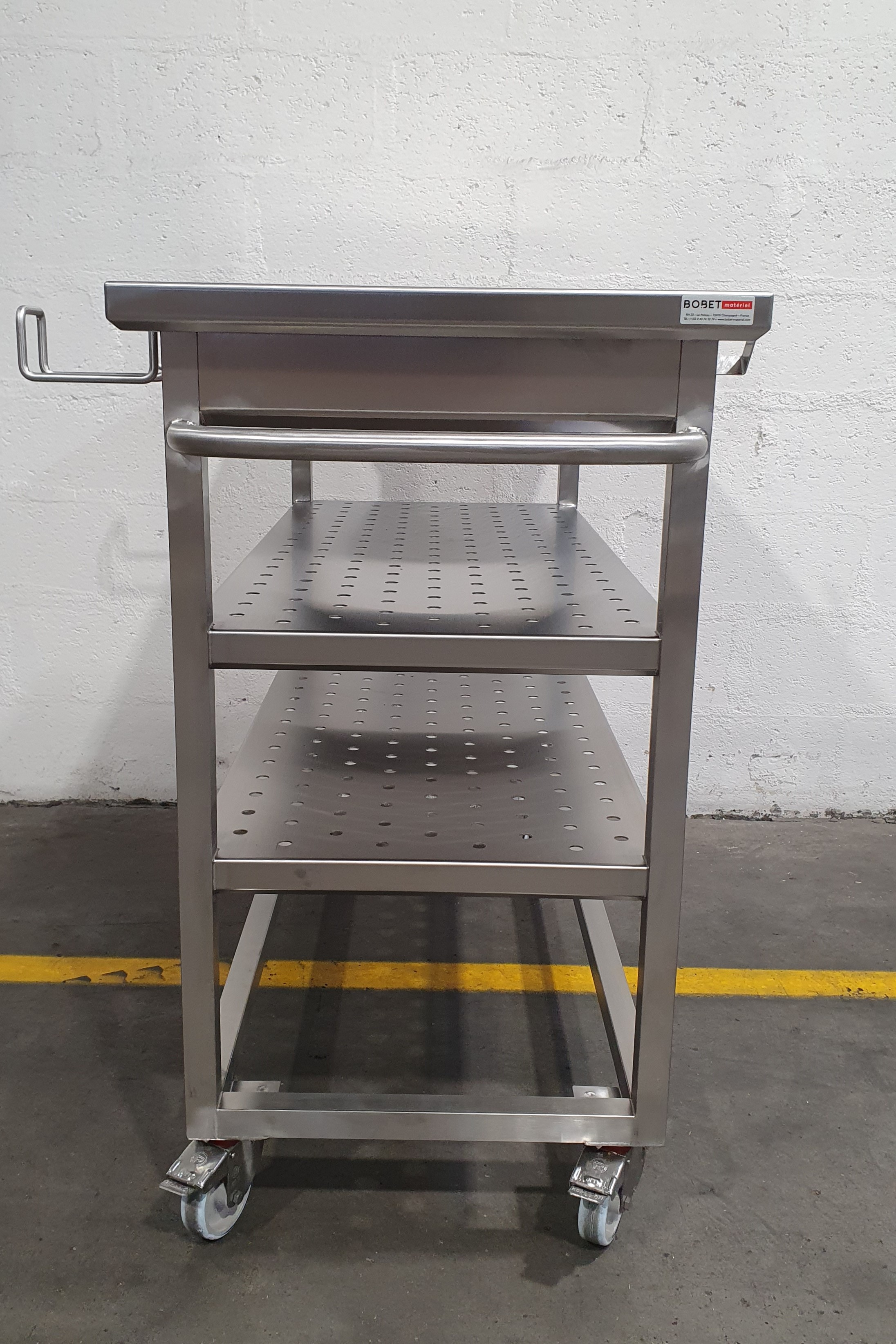 BOBET Matériel - Table inox pompe - Nous équipons les industriels…